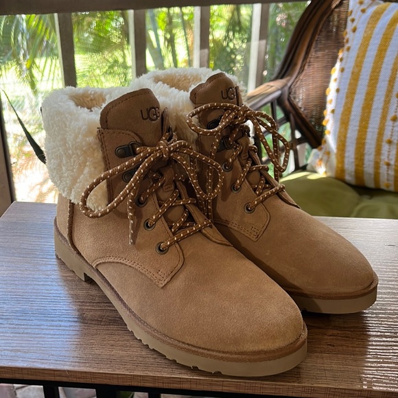 UGG | Shoes | Ugg Romely Heritage Lace Fashion Boot Nwt | Poshmark
